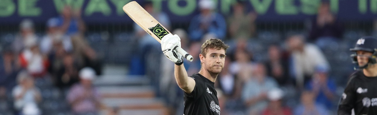 Ian Cockbain Extends Contract until 2020