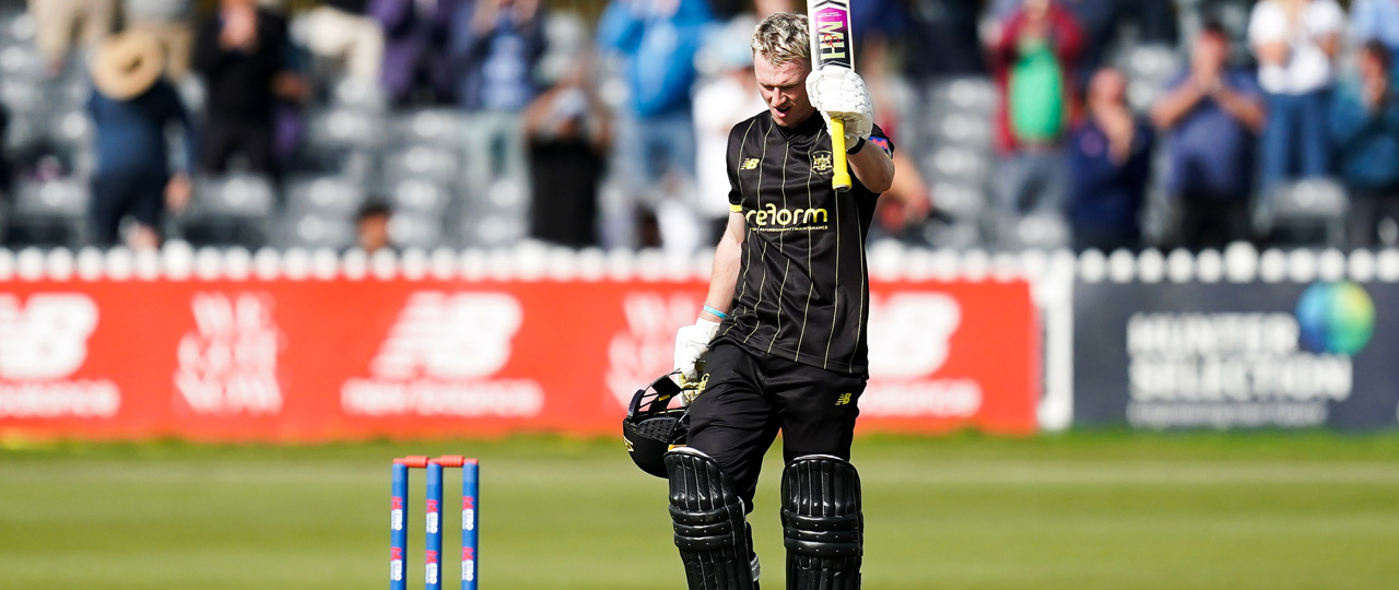 Hammond leads Glos to Quarter-Final victory