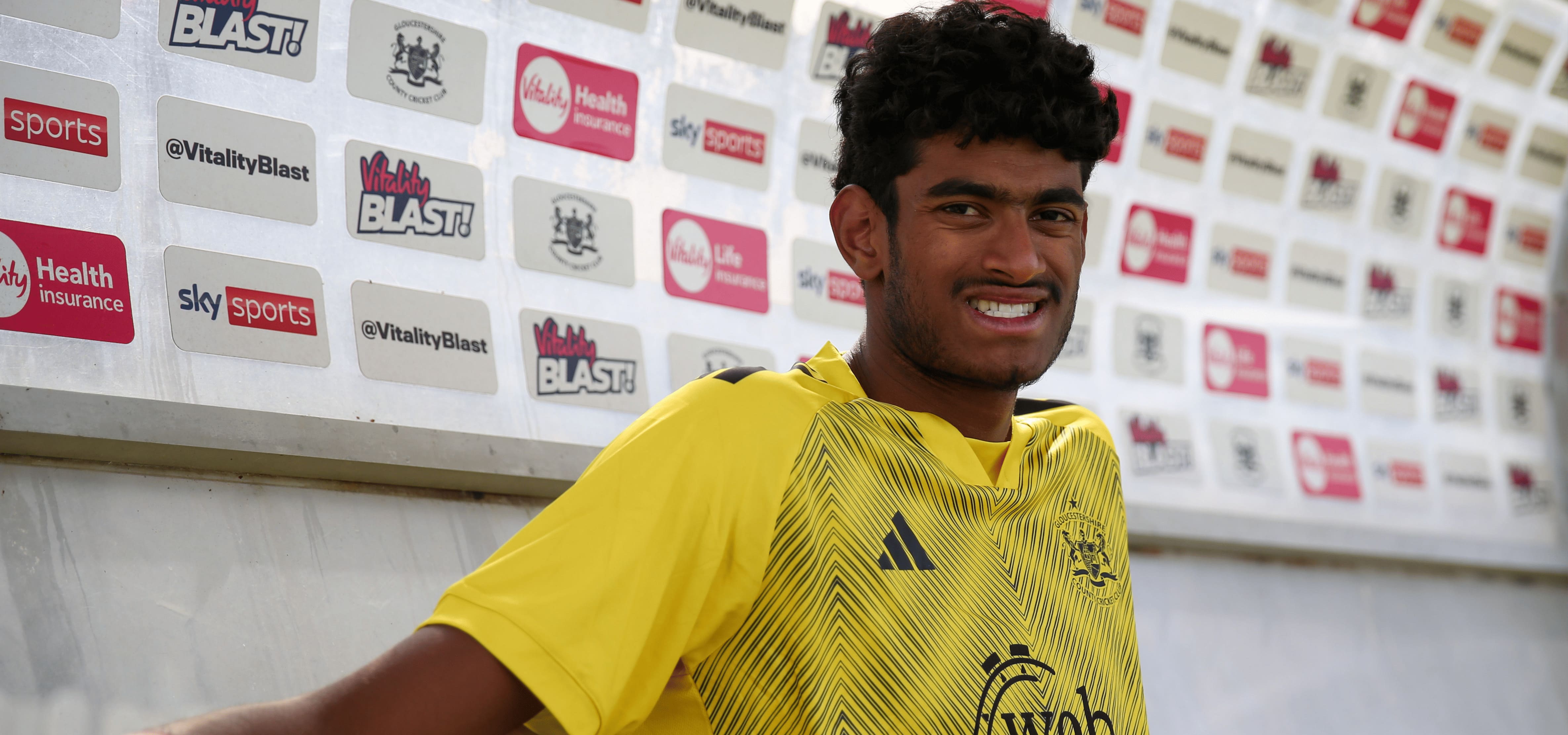 Aman Rao signs rookie contract for Gloucestershire